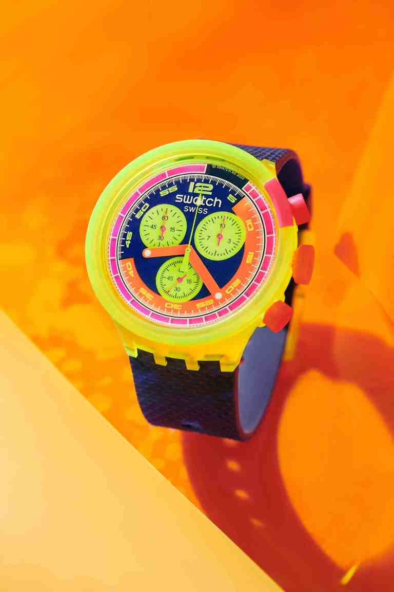 Swatch NEON: la explosión de color que alegrará la muñeca de tus hijos ...